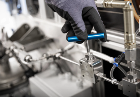 WEH® Quick Connectors for HVAC | Fast Testing & Refrigerant Charging